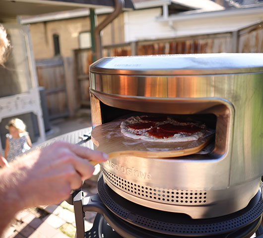 Buiten pizza bakken met Solo Stove: de beste pizza ovens voor elke tuin